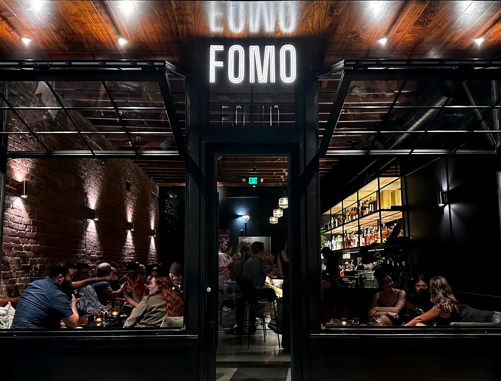 FOMO Cocktail Lounge | Crafted Cocktails & Unforgettable Nights